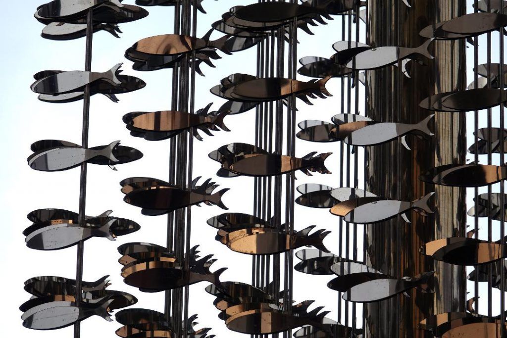 S. C. DE TENERIFE: El Consistorio devuelve la obra ‘Cardumen’ a su ...